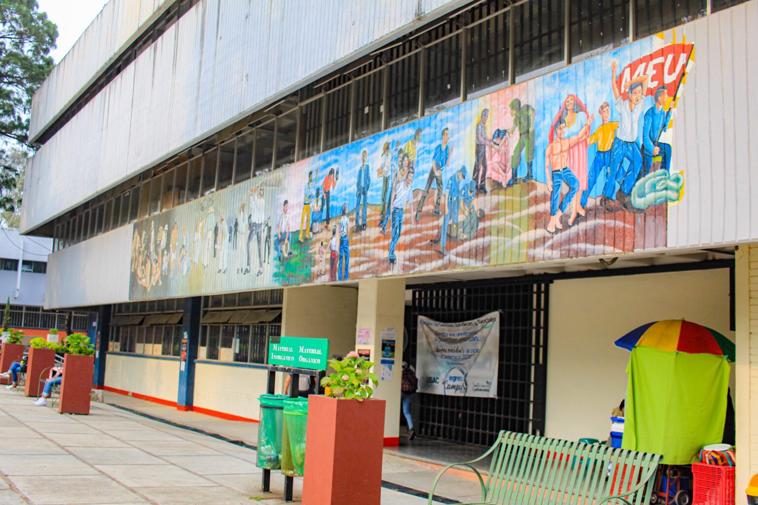 Murales de la USAC: Arte y Memoria en el corazón universitario